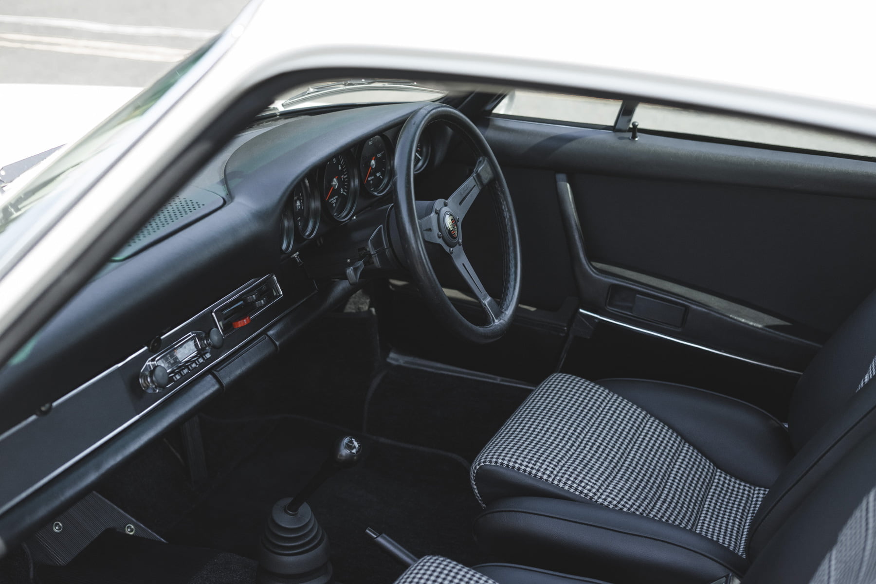 1973 RHD Porsche 911 2.4E For Sale