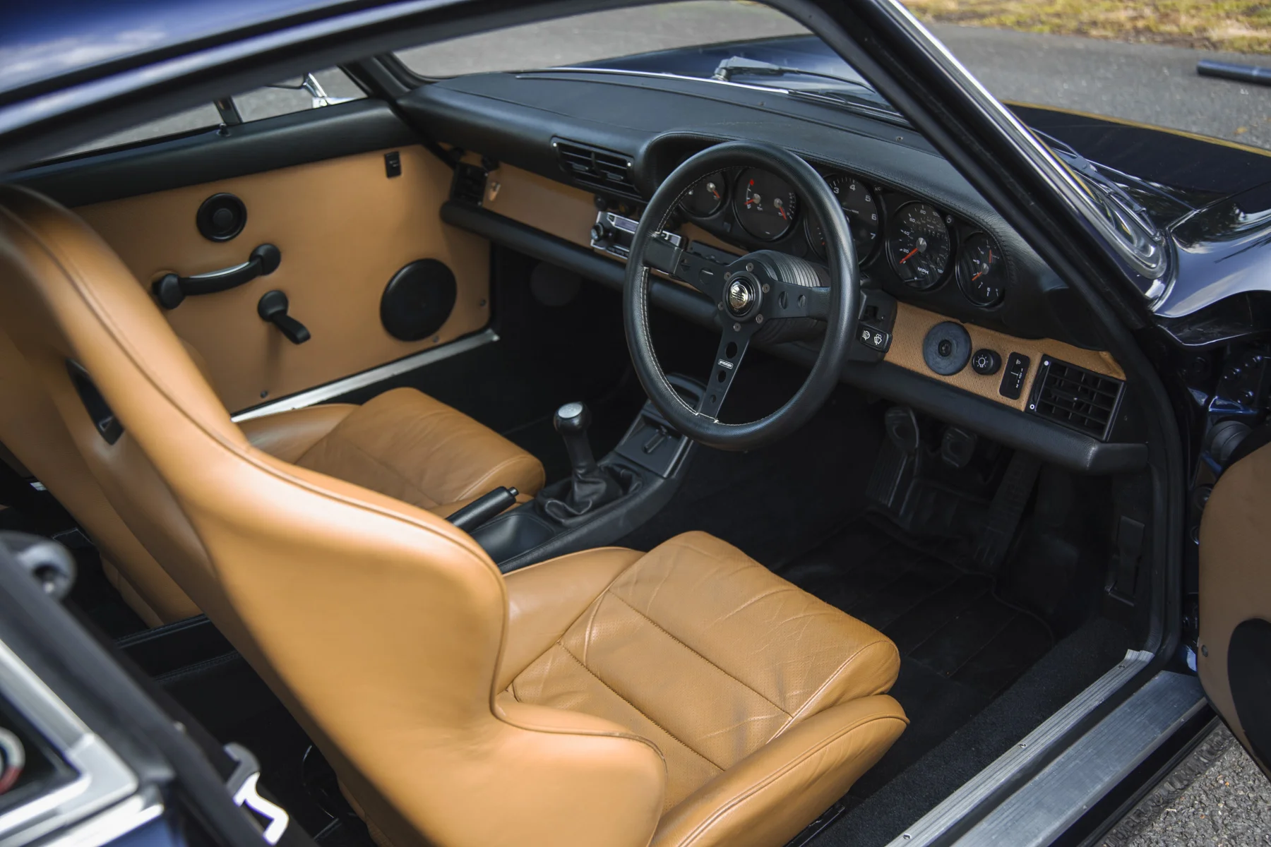 2009 PS Autoart Retro Touring 270R For Sale